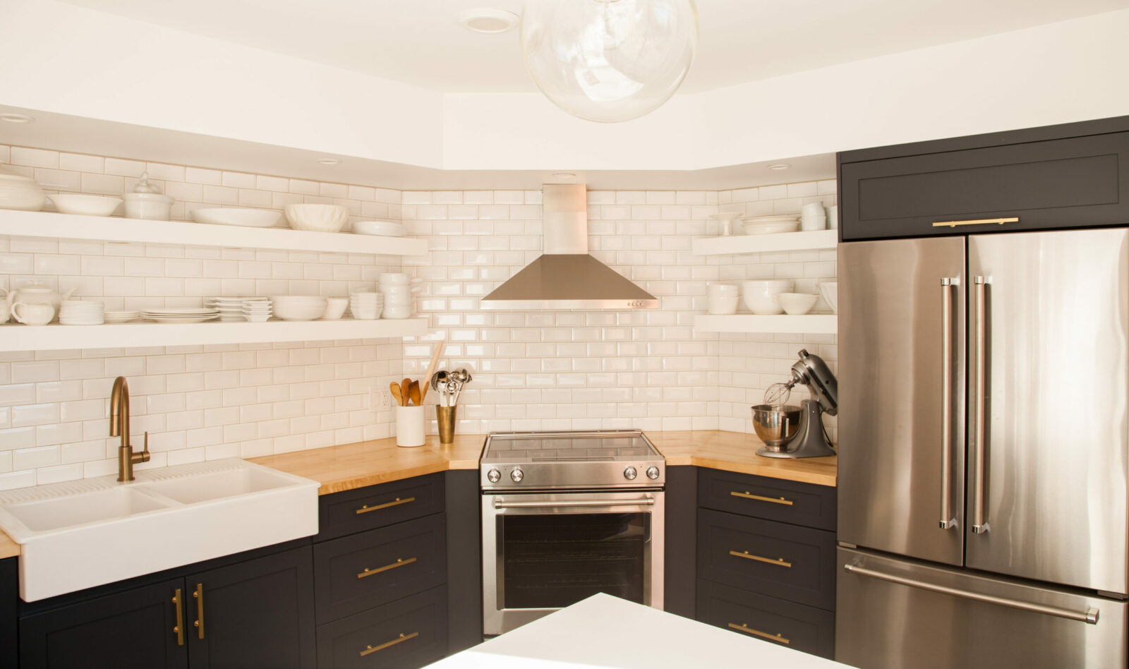 Home | Advantage Commercial Projects Inc.